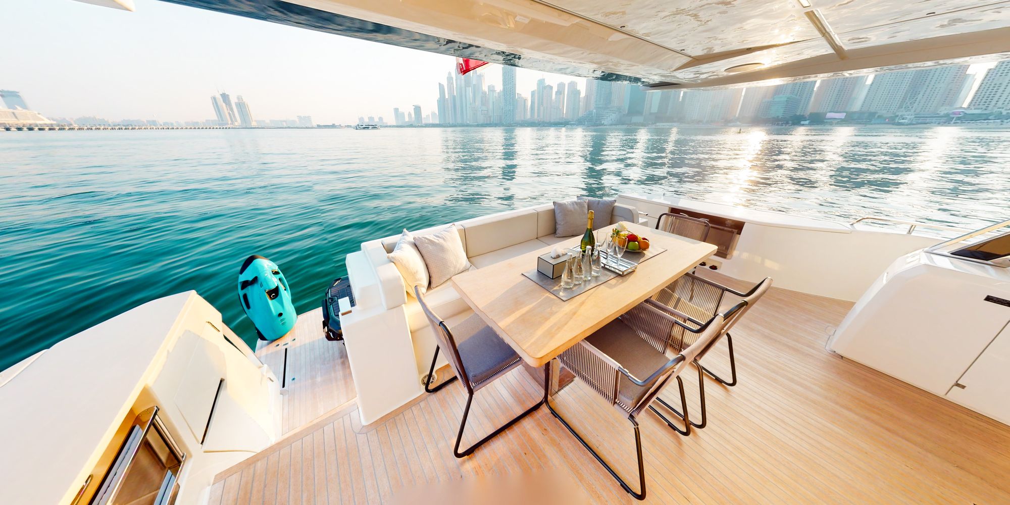 Top 6 Luxury Yachts in Dubai for rent